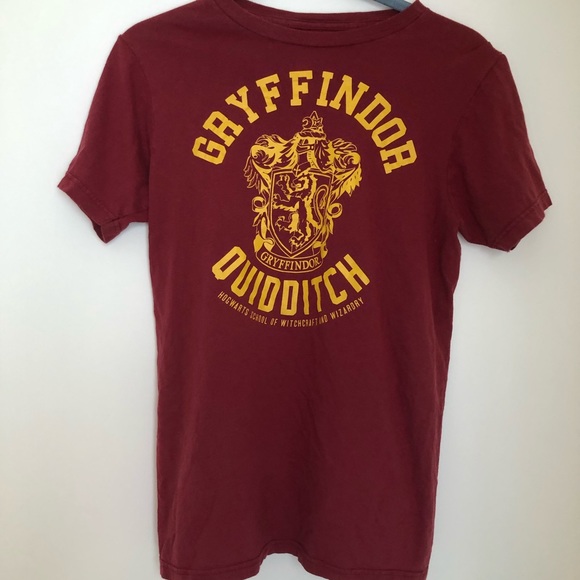 Warner Bros. | Tops | Harry Potter Gryffindor Quidditch Tshirt | Poshmark